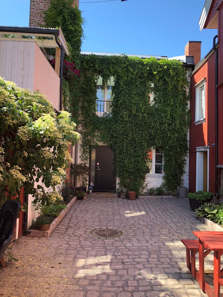 Refurbished Factory, Spacious House - Oslo