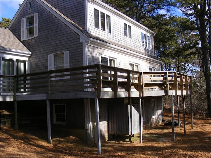 The Cape House - Wellfleet, MA