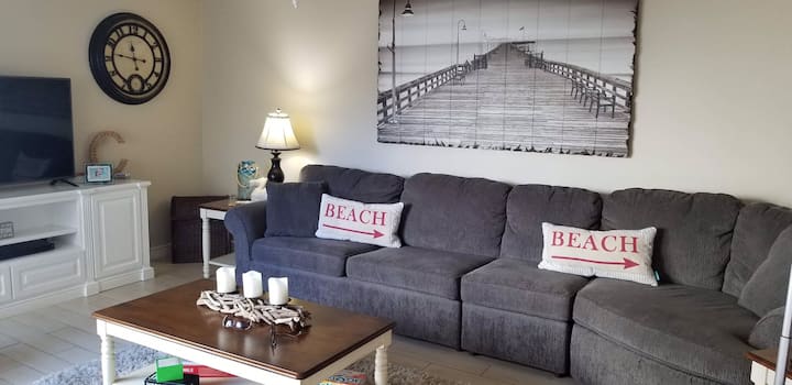 Pierpont Beach Getaway - Ventura, CA