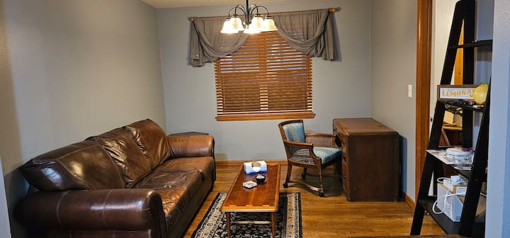 A Room In White Sleeps U Right - Oklahoma City