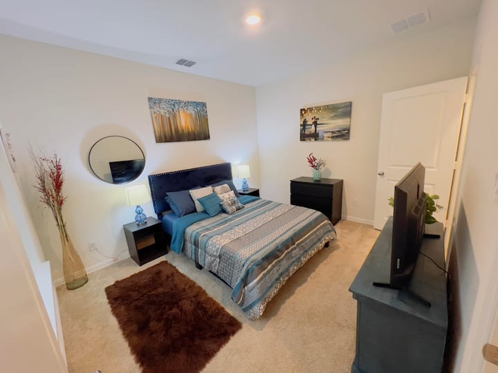 Entire 650 Sq Ft Unit Located In Forney. - Mesquite, TX