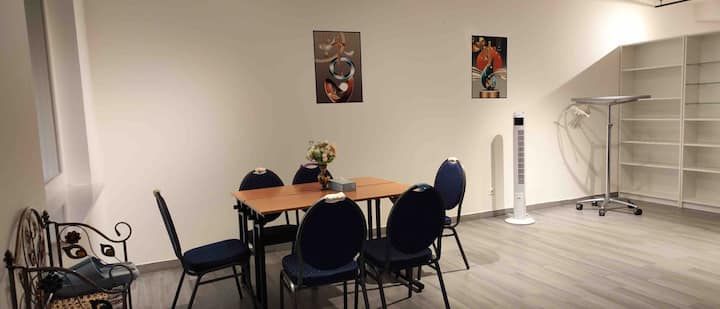 Wohnung In Flughafennähe - Vienna Schwechat Airport (VIE)