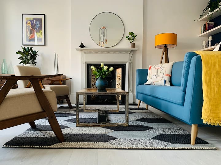 Contemporary Apartment In West London - Twickenham