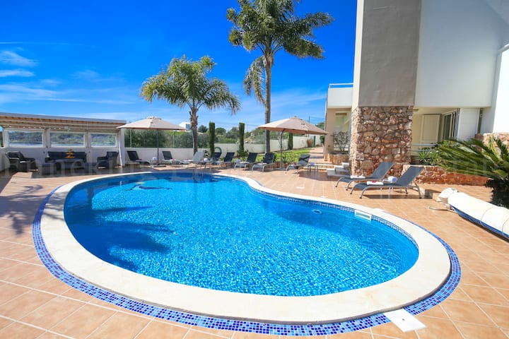 Luxury Villa,sea Views, Heated Pool,ac,tv,wifi,bbq - Carvoeiro