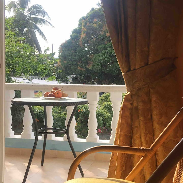 Comfy 1 Bedroom Condo With Ceiling Fans, 2nd Floor - Puerto Plata