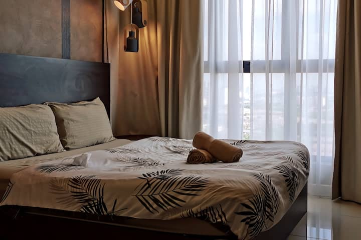 Le Pavilion Tropical/ 6 Pax/ Near Sunway/舒适3房大沙发 - Puchong