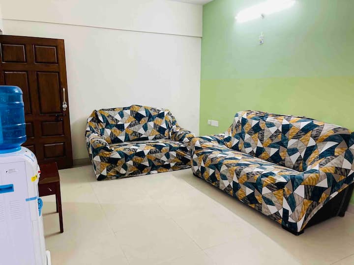 Lovely 3 Bhk Furnished Flat Aecs Layout, Bangalore - Bengaluru