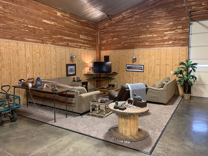 D’s Shophouse Lodge - Stuttgart, AR