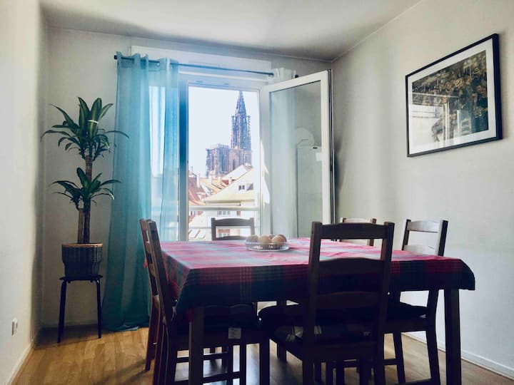 Vue Sur La Cathédrale - Strasbourg