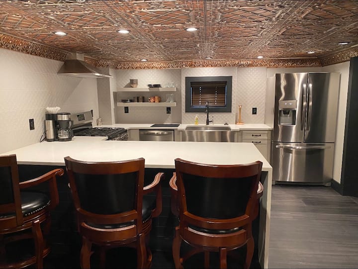 Unique Trendy Studio Apt Downtown Laf Min From Pu - Lafayette, IN