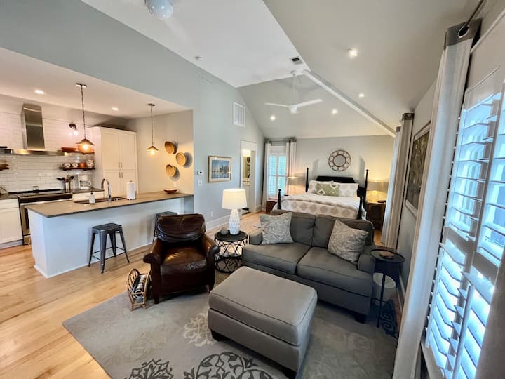 Newly Renovated Furnished Detached Apartment! - Mount Pleasant, SC