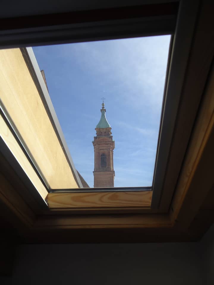 Il Campanile Dai Tetti - 볼로냐