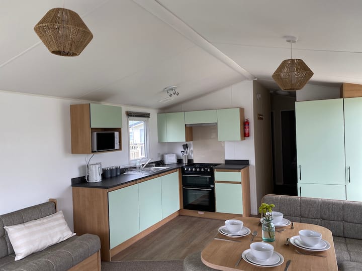 Sunset Beach Caravan In Whitstable - Whitstable