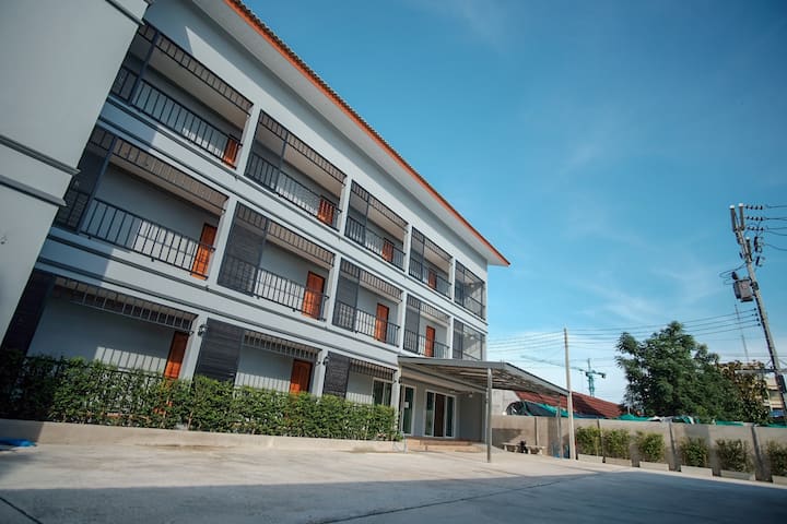 Baan Cher Fah #15, Next To Bus Station, Beach 350m - Hua Hin