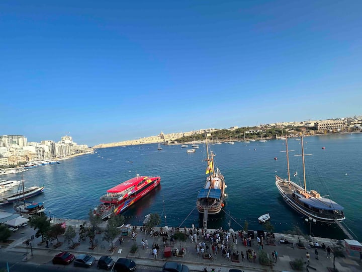 Sliema Ferry Ultracentral Location  Valletta View - Valletta