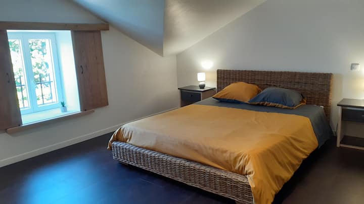 Chambre D'hôte De Charme Les Chats-pitres - La Rochefoucauld