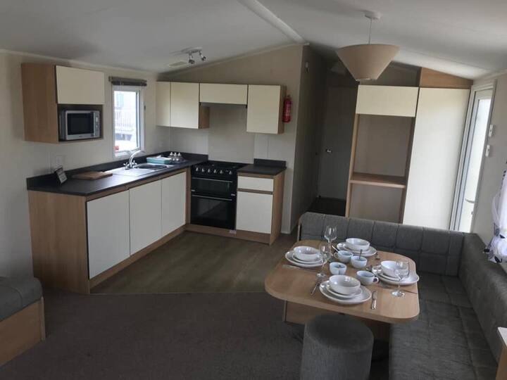 Joyful Caravan 6 Berth Caravan On Barmouth Bay - Barmouth