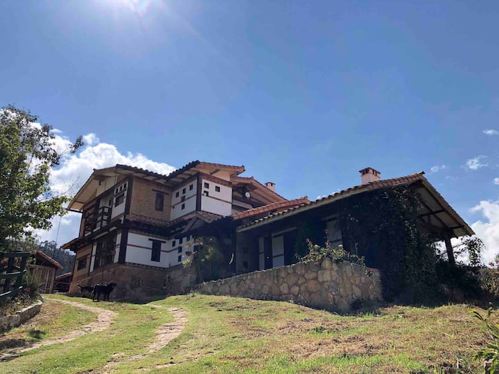 Casa Villa San Carlos - Tunja