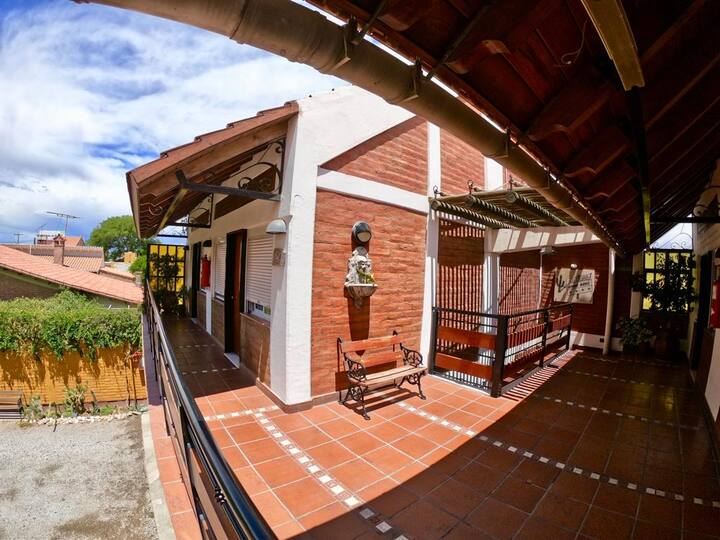 Departamento Completo Con Estacionamiento Privado - San Juan, Argentina