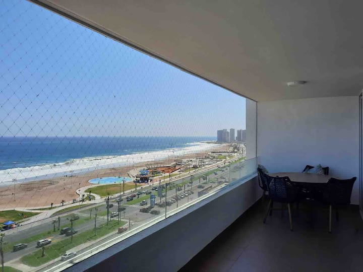 Departamento Con Amplia Terraza Vista Al Mar - Iquique