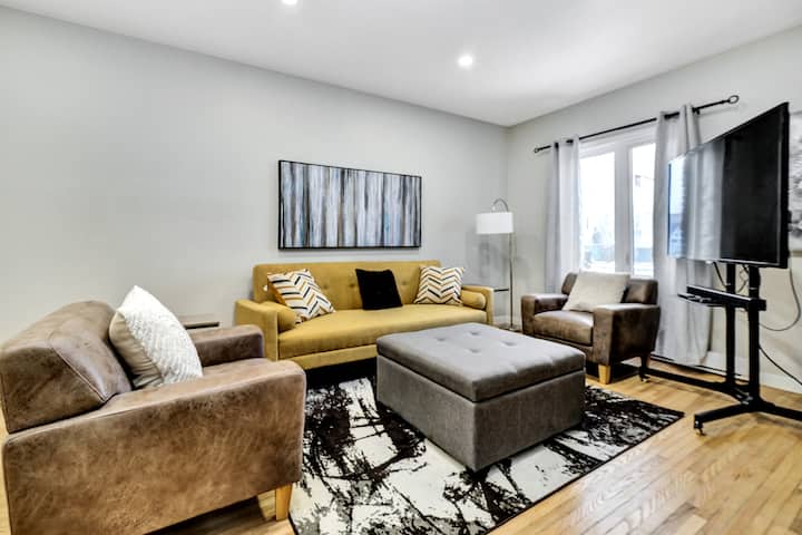 Modern Family Home In Byward Market - Ottawa