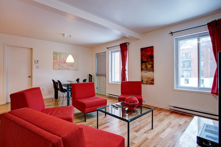 Grand Apt Bien Situé Et Proche De Tout 
201 - Montreal
