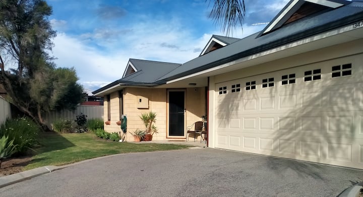 10 Handpicked Airbnb Vacation Rentals In Bullsbrook, Australia ...