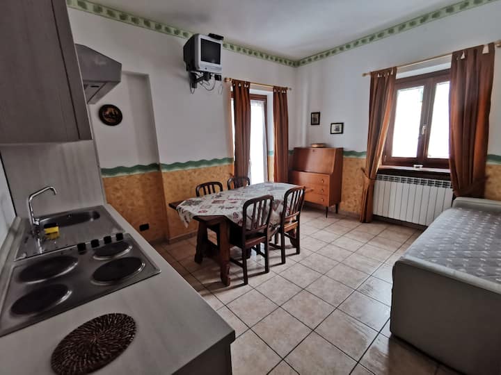 Bilocale In Centro, Due Bagni - Cesana Torinese