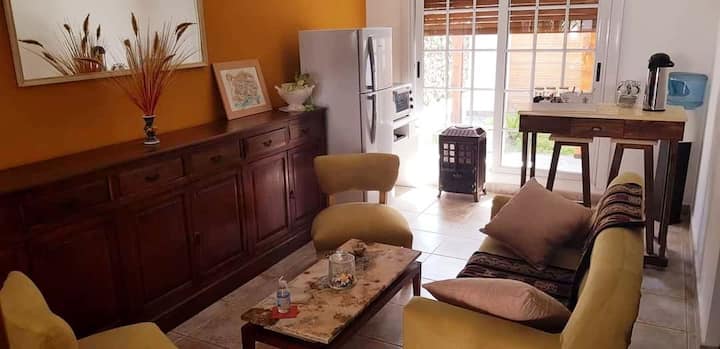 Habitaciones En Casa De Familia - La Plata
