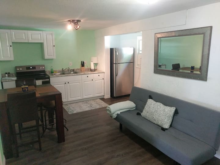 Midtown Hideout - Tampa, FL