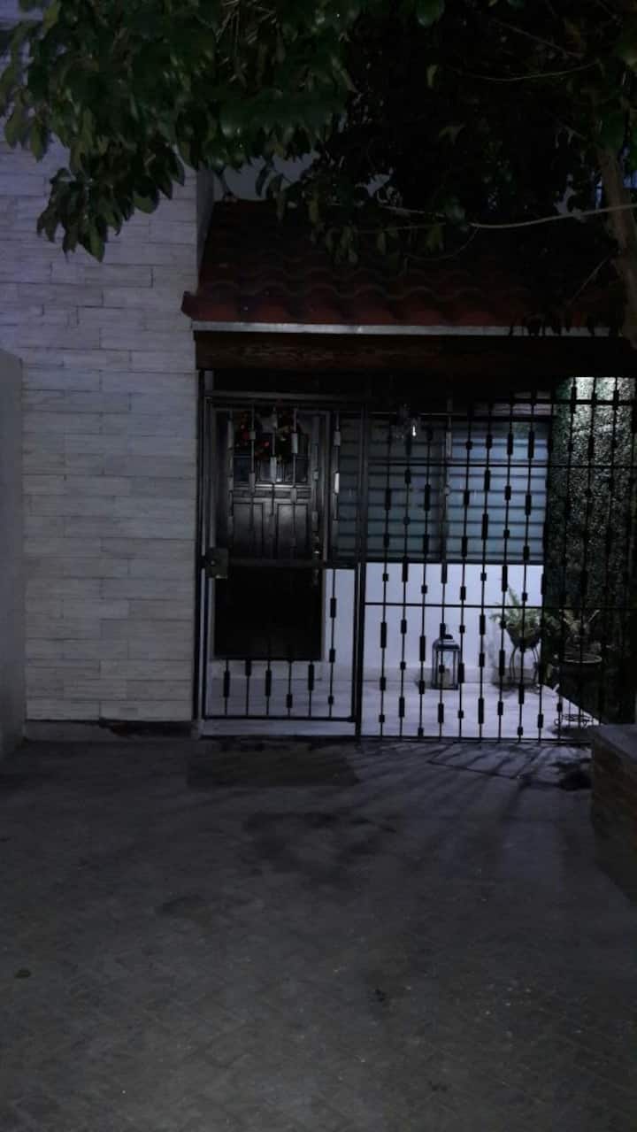 Casa Cayuco Cerca De La Frontera Con Usa - Nogales, AZ