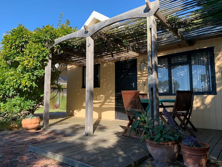Ambiente Garden Cottage - Knysna