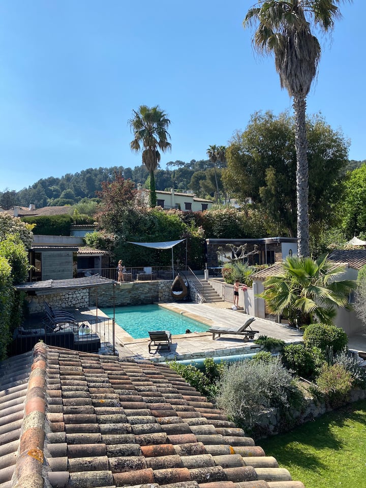 Private Resort Style Living With Spectacular Views  Near Saint Paul De Vence - French Riviera