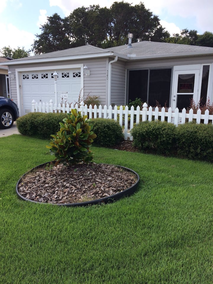 Patio Villa 2 Bedroom , 2 Bath - The Villages, FL