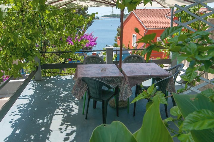 Cozy Apartment With A Seaview - Mali Lošinj