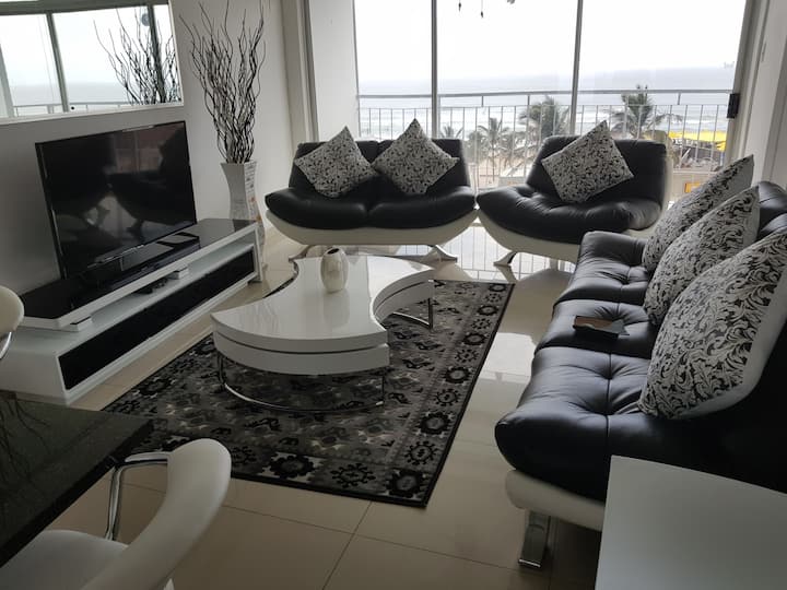 Marine Parade Sea View Holiday Apartments. - Durban