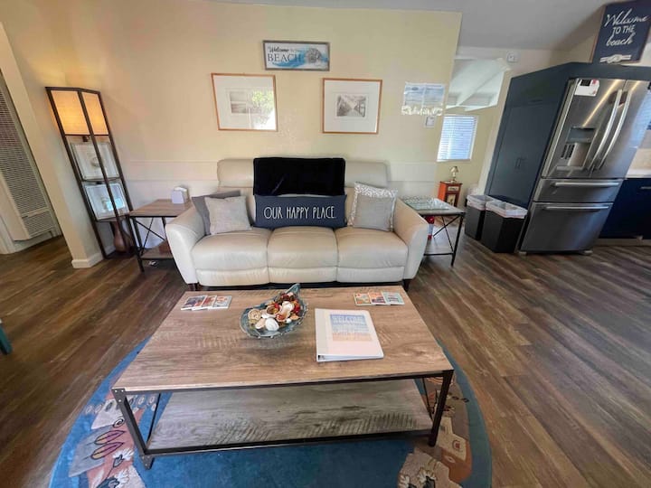 Charming Single-story Home Steps From The Beach. - Aptos