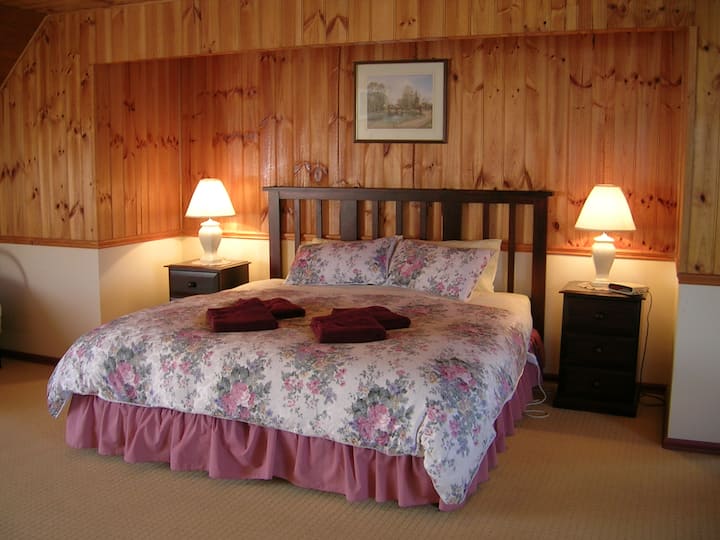 Celestine House B&b - Stellar Suite - Castlemaine