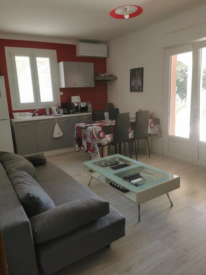 Appartement Avec Piscine Privée Proche Circuit - Signes