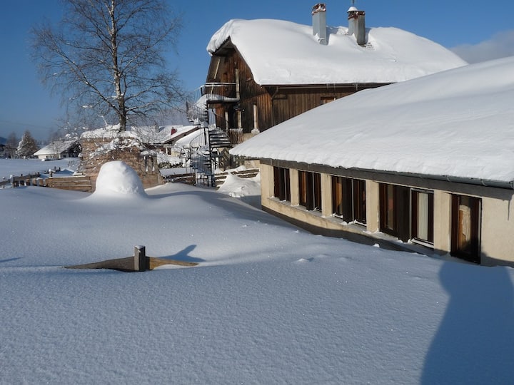 Gîte La Randonnée, Les Fourgs, 14 Personnes - Métabief