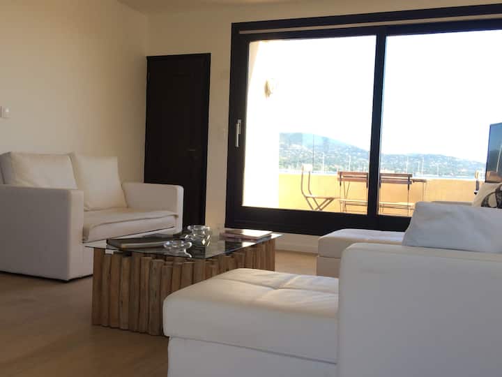 Chez Isabelle Golfe De St Tropez . Private Rooms - Grimaud