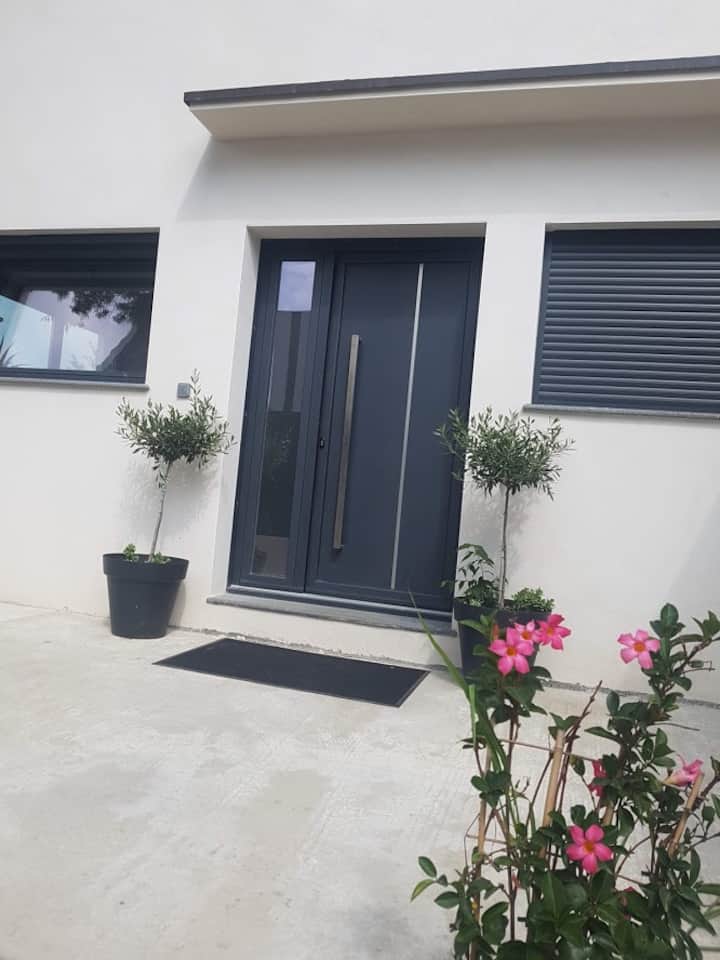 Villa Familiale à Proximité De Toutes Commodités - Montpellier
