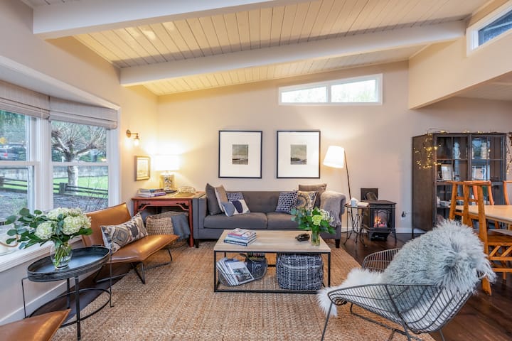Book 4th Of July & Summer! Sonoma Valley, Renovated, Walk To Restaurants, & Wine - Marin County, CA