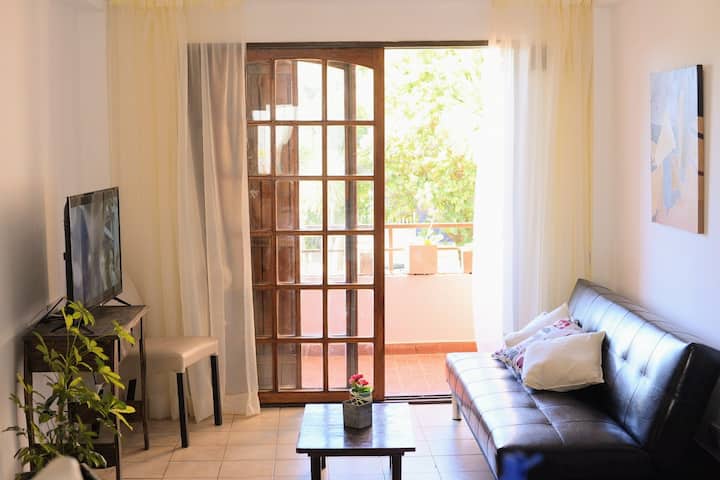 Depto Céntrico Con Cochera -Carlos Paz - Villa Carlos Paz