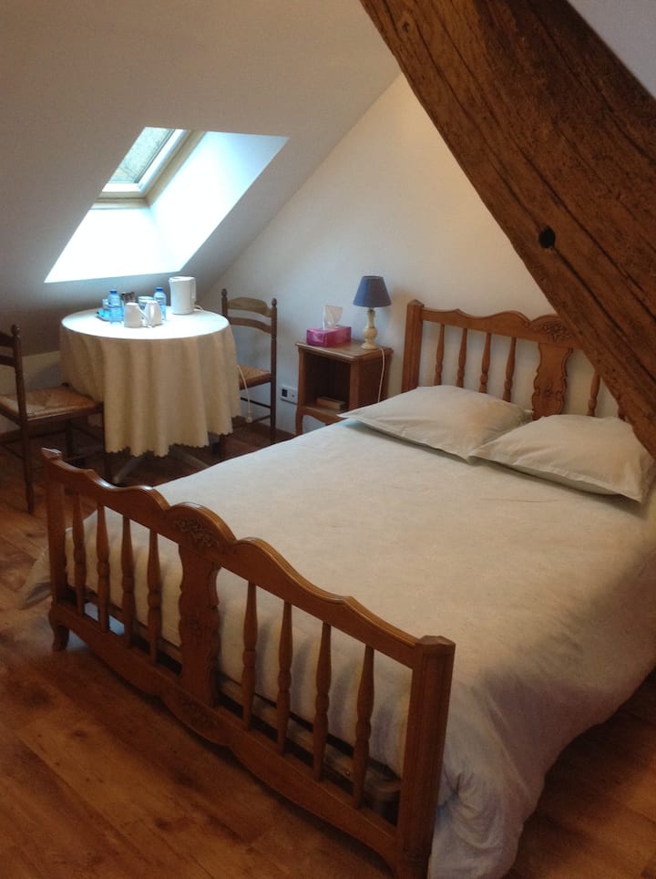 Entre Bourgogne Et Morvan : Chambre Pinocchio - Montbard