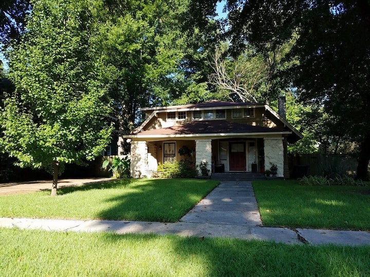 Midtown Craftsman Bungalow Charm In Safe Evergreen - Memphis, TN