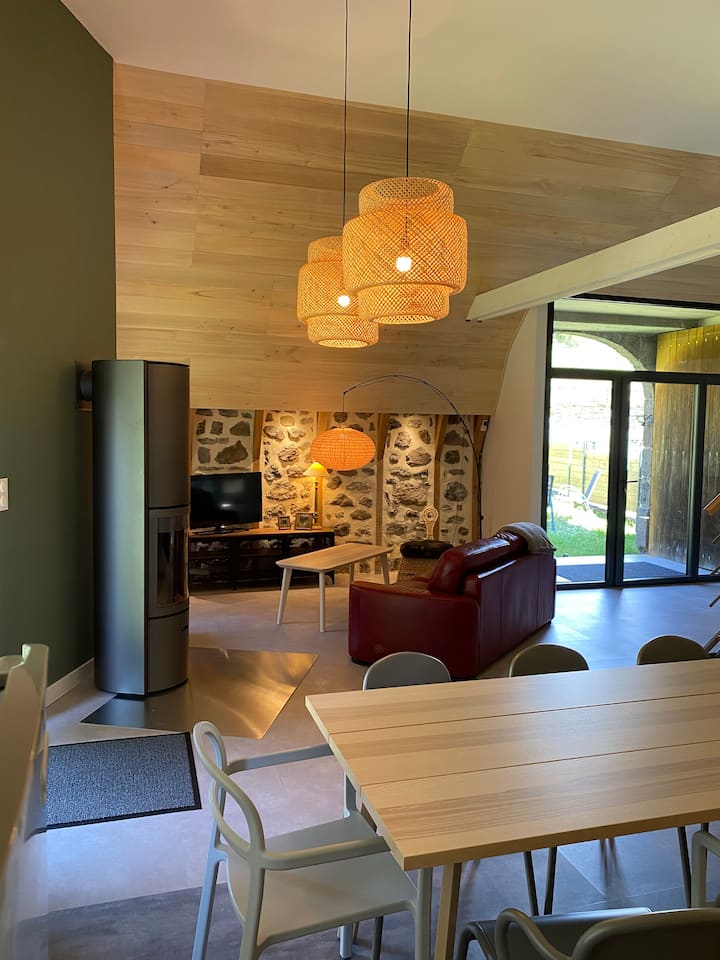 Gîte «&nbsp;La Petite Grange&nbsp;» Pays De Salers 4 éToiles - Cantal