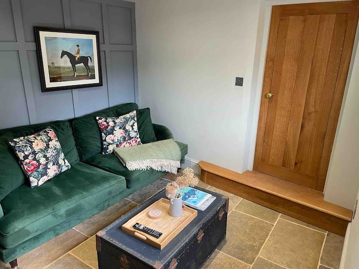The Stable Loft. Nec, Airport - Warwickshire
