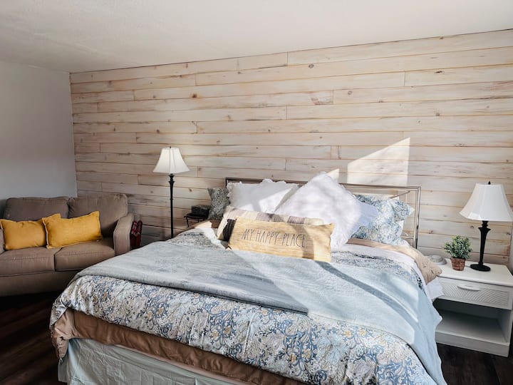 Relaxing Condo In Bigfork, Mt - Bigfork, MT