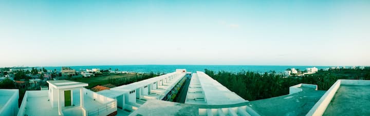 Sea View Apartment Next To Surf Turf - Kovalam - Chennai